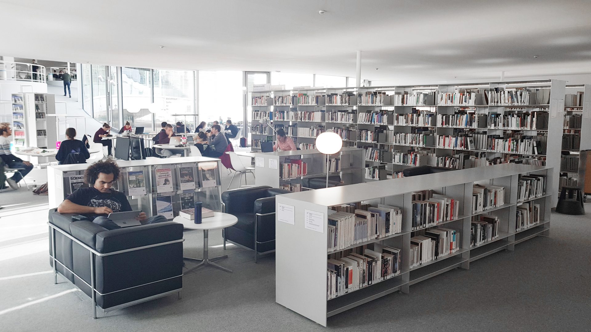 Collections ‒ Bibliothèque ‐ EPFL