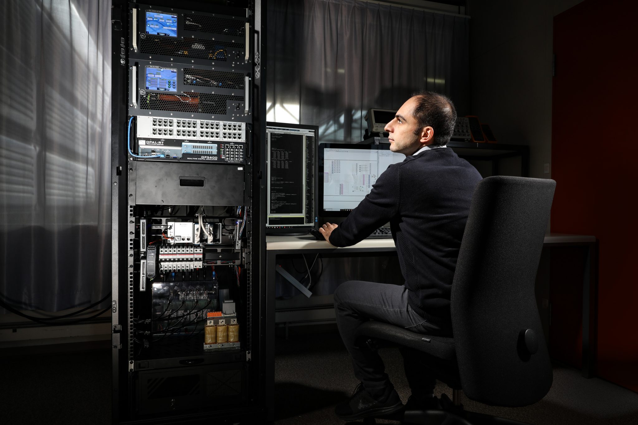 Data-Driven Control of Microgrids ‒ SCI-STI-AK ‐ EPFL