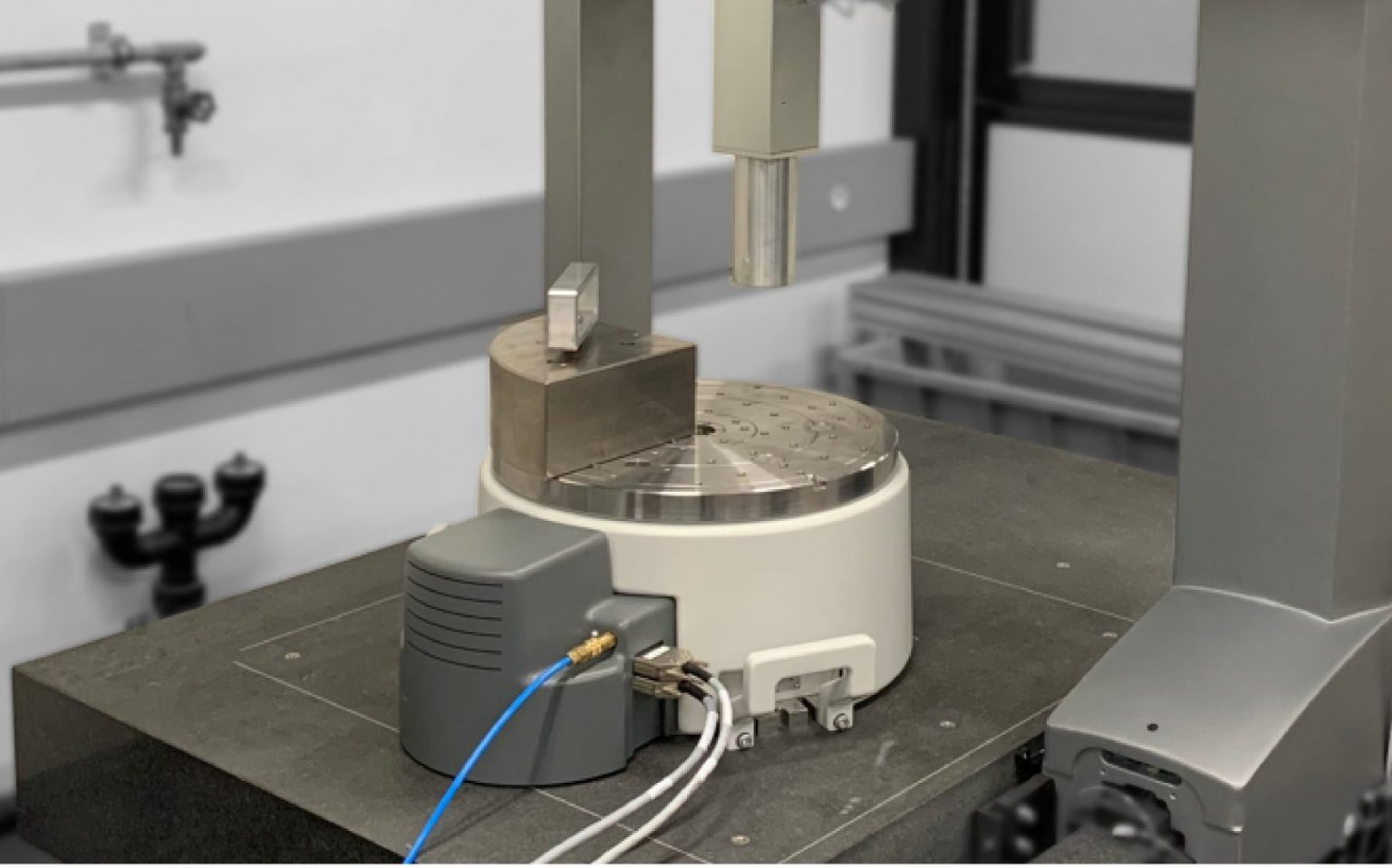 Control of High Precision Positioning Systems ‒ SCI-STI-AK ‐ EPFL