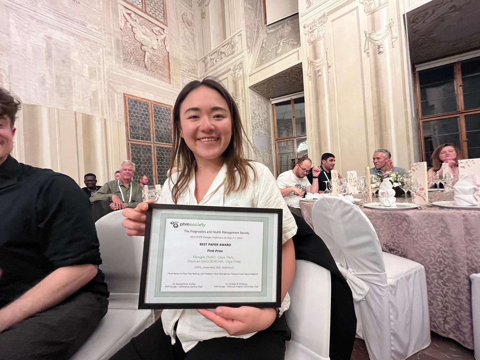 PhD student – Best Paper Award ‒ IMOS ‐ EPFL
