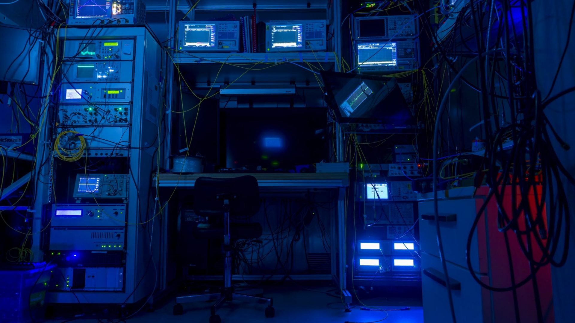 Labs ‒ K-Lab ‐ EPFL