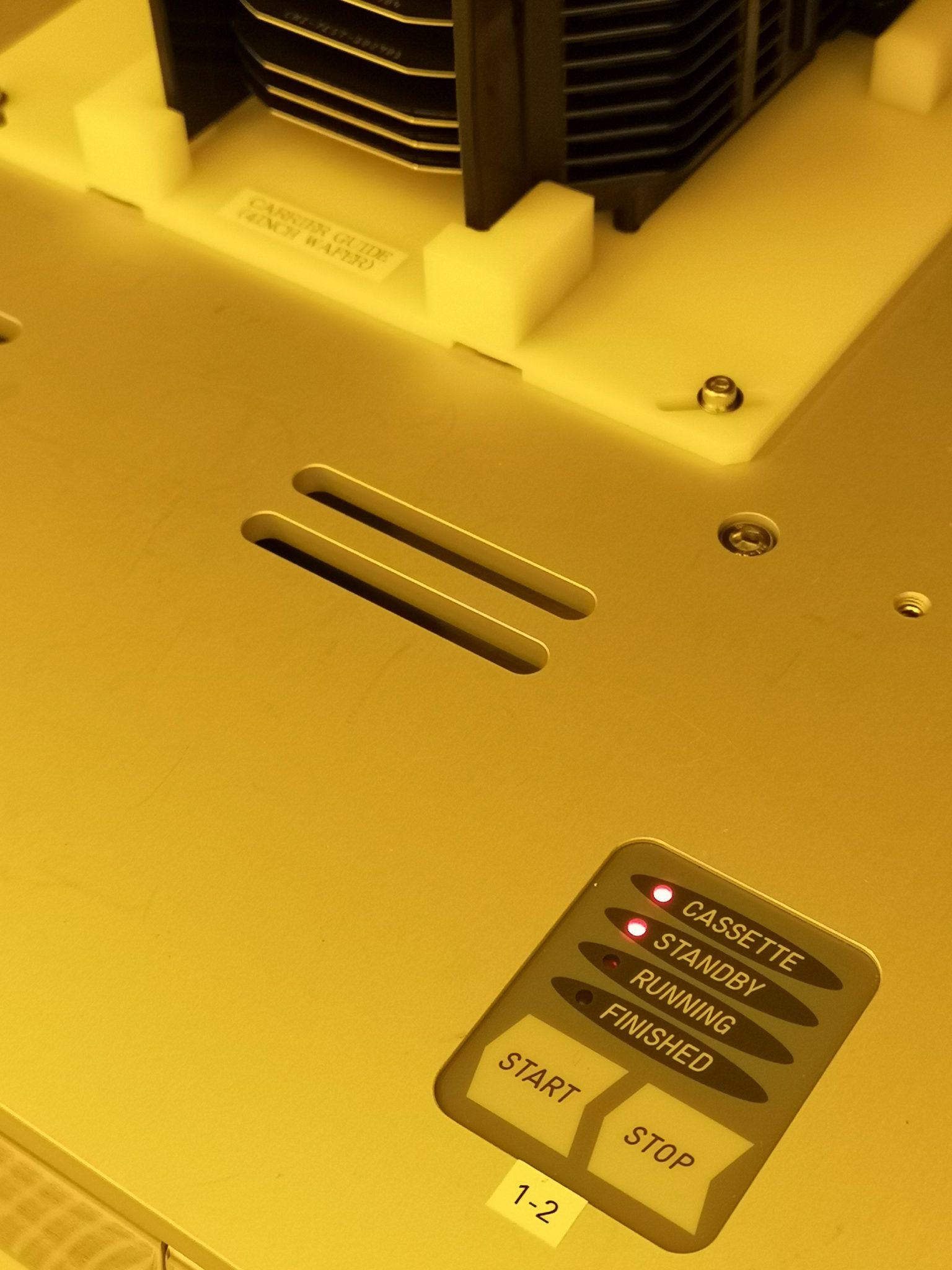 TEL Clean Track ACT-8 ‒ Center of MicroNanoTechnology CMi ‐ EPFL