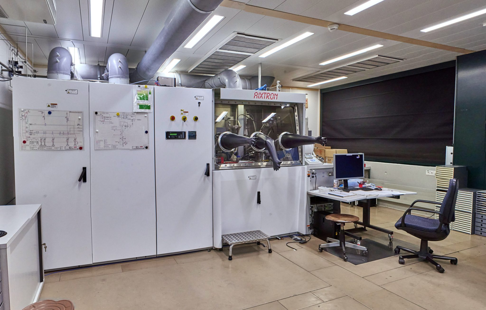 GaN MOVPE vertical reactor ‒ EPIX ‐ EPFL