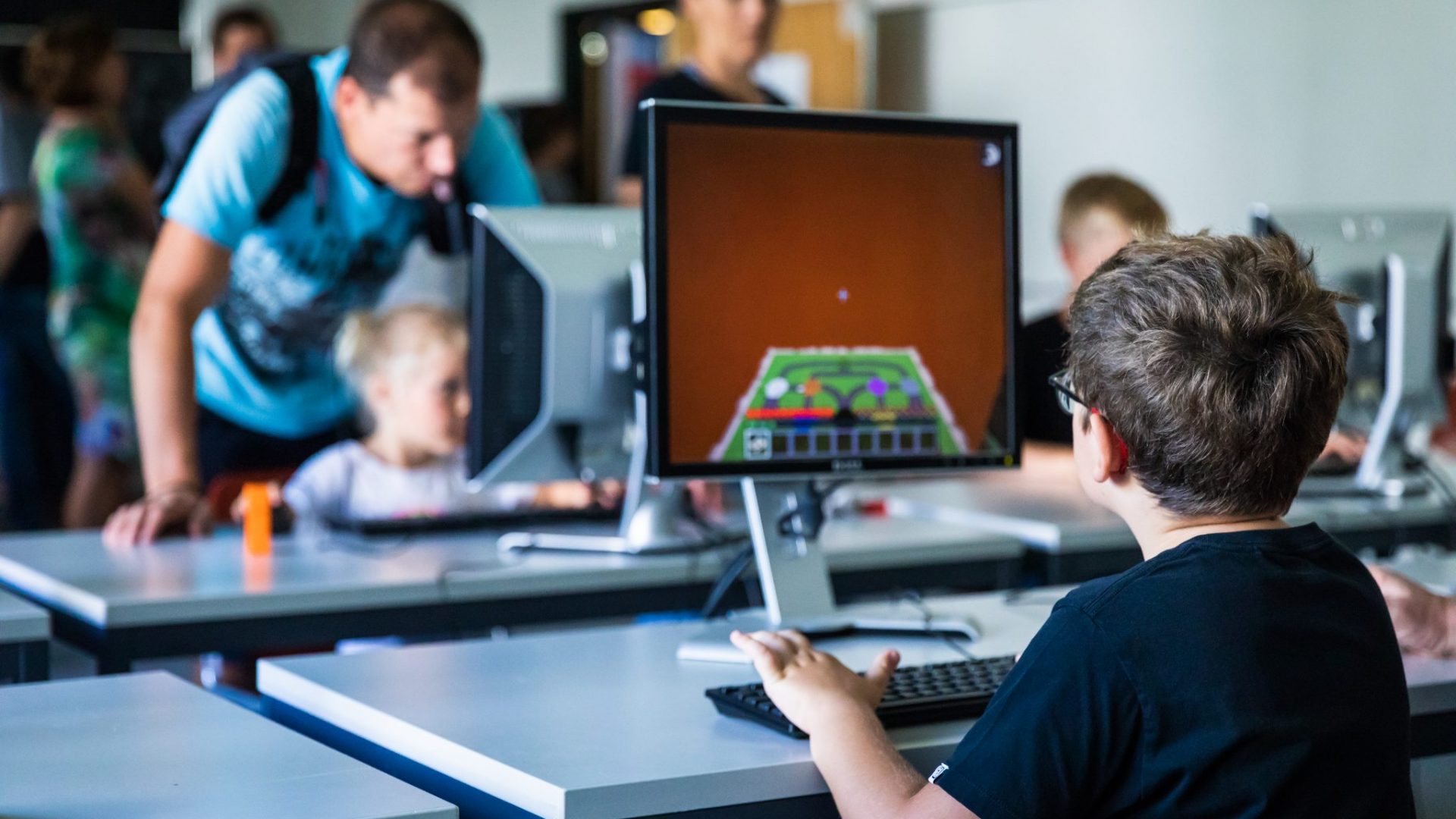 Outreach ‒ math ‐ EPFL