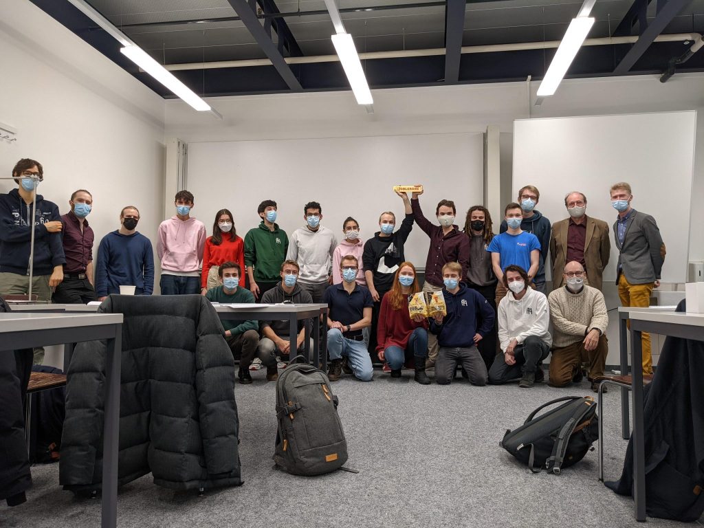 L’EPFL se qualifie pour la finale de l’International Physicists ...
